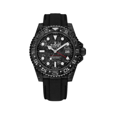 DiW - All Black Carbon GMT - About Timepieces
